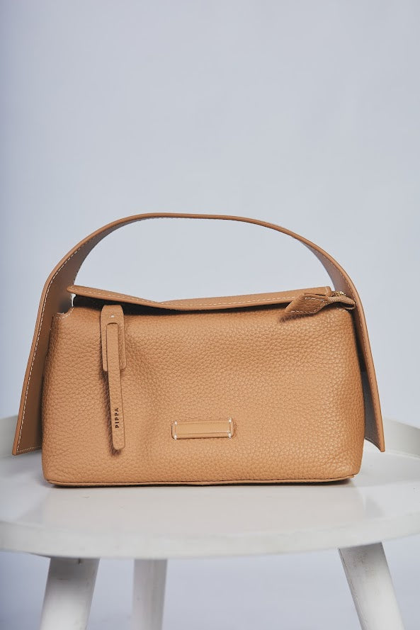 Cartera "Varenna" – Camel Claro – Pippa By Enola